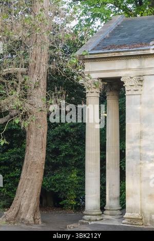 England, Somerset, Bath, Sydney Gardens, Temple of Minerva Stock Photo ...