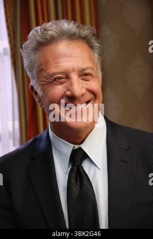 February 15, 2012, Los Angeles, CA, USA: LOS ANGELES - FEB 15: Chloe ...