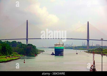 Panama Canal Gatun Locks connecting the Atlantic and Pacific Ocean in ...