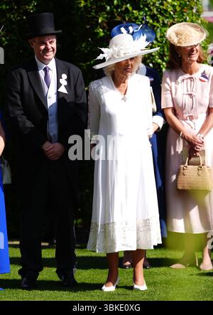 Queen Camilla with Martin Fraser, Ambassador of Ireland to the UK, in ...