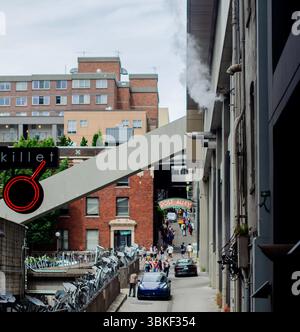 An alleyway famous for its graffiti and street art in Bristol city ...