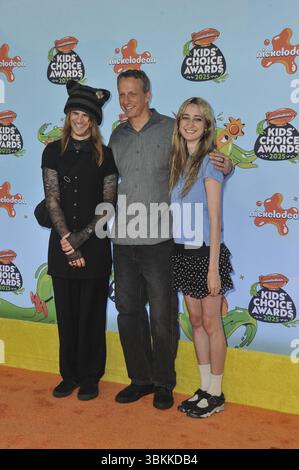 Spencer Hawk, Tony Hawk, and Abigail Manos attend the 2025 Nickelodeon ...
