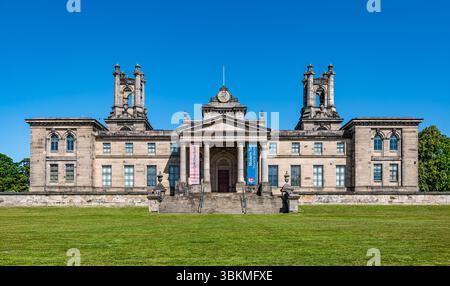 Exterior of grand building, National Galleries of Scotland Modern Two ...