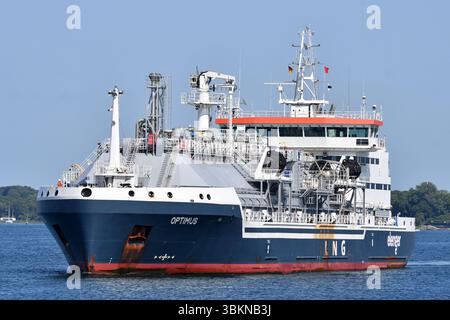 LNG bunkering tanker OPTIMUS at the Kiel Canal Stock Photo - Alamy