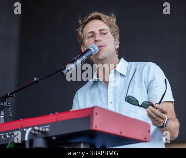 Milwaukee, USA. 21st June, 2025. Singer Shaylen (Shaylen Carroll ...