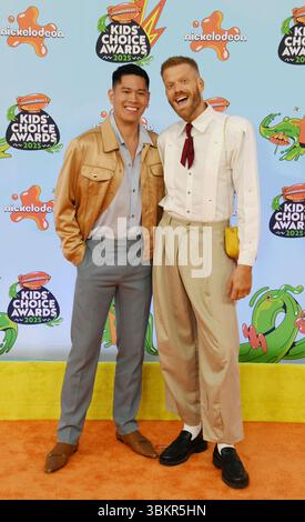 Mark Hoying and Scott Hoying attend the 2025 Nickelodeon's Kids' Choice ...
