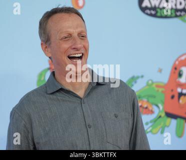 Tony Hawk attends the 2025 Nickelodeon Kids' Choice Awards at Barker ...