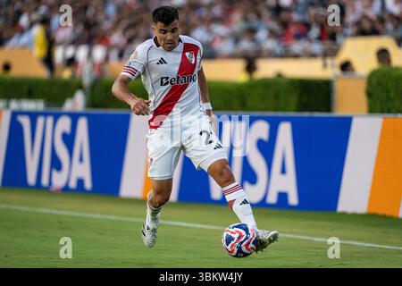 River Plate defender Marcos Acuña (21) yells at the assistant referee ...