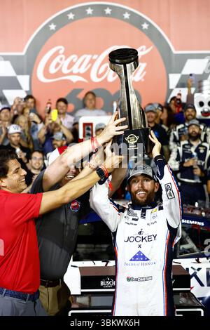 ROSS CHASTAIN (1) of Alva, FL wins the Coca-Cola 600 in Concord, NC ...