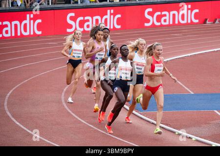 Georgia Hunter Bell & Jemma Reekie of Great Britain competing in the ...