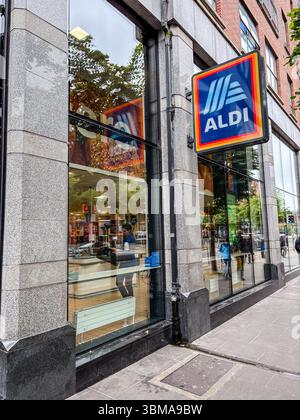 Aldi Supermarket interior Stock Photo - Alamy