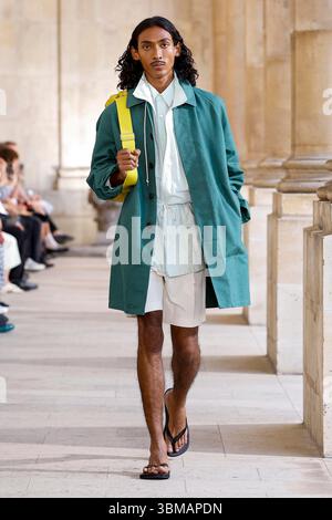 Paris, Frankreich. 24th June, 2026. Jimin BTS attends DIOR Menswear ...