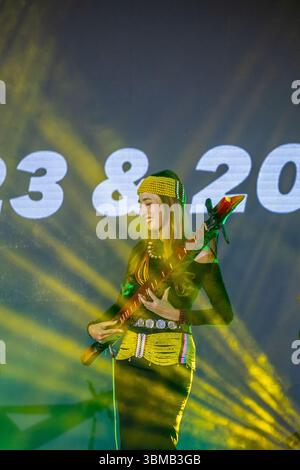 Malaysia, Borneo island, Sarawak, Dayak warrior (from the Iban) tribe ...