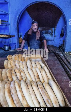 artisan bread, panaderia in the medina, Chefchauen, -Chauen-, Morocco ...