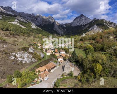 Salamon village, Riano Mountain and Mampodre Regional Park, Riano ...