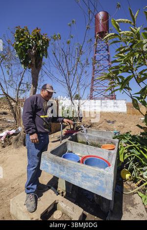 Water tank built with cooperation funds, San Sebastián Lemoa ...