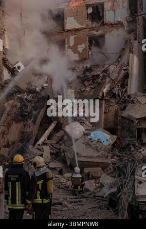 RUSSIA LAUNCHES ONE OF LARGEST AERIAL ATTACKS OF THE WAR. A 500 DRONE ...