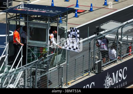 FIA chequered flag, drapeau a damier during the 2025 Formula 1 Mexico ...