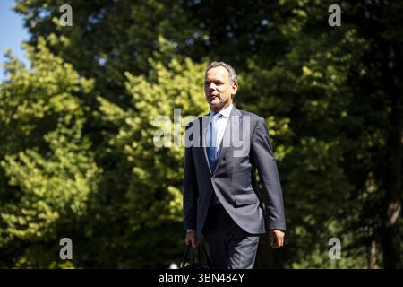 THE HAGUE – Caspar Veldkamp, outgoing Minister of Foreign Affairs ...
