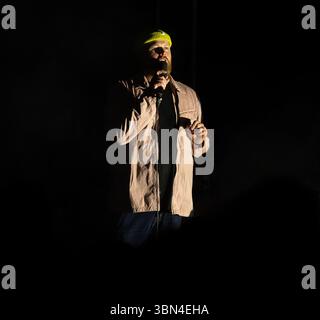 Tom Walker performing in Wrexham on 4th May 2025 Stock Photo - Alamy
