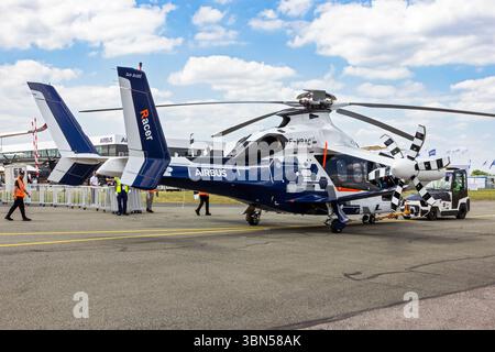Airbus Helicopters RACER experimental high-speed compound helicopter ...