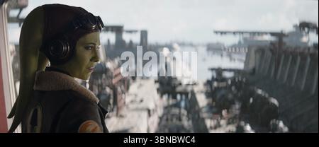 Ahsoka (2023) Hera Syndulla (Mary Elizabeth Winstead) Ahsoka Tano (Rosario Dawson) *Filmstill ...