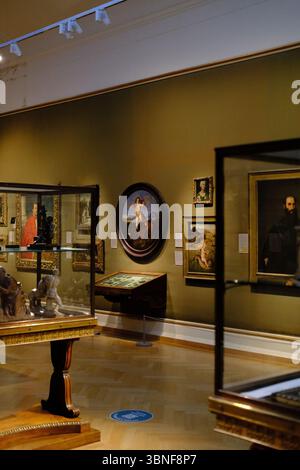 Artefacts on display at the Ashmolean Museum building at Oxford ...