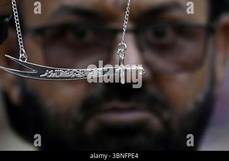 Vendor sells sacred items used in Azadari for Muharram-ul- Haram sacred ...