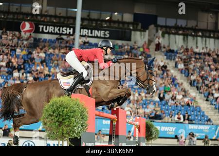 Lillie KEENAN of United States of America during the Longines Paris ...