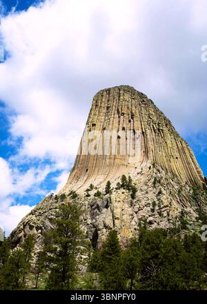 The unusual rock formation of columnar basalt at Devils Postpile ...