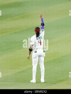 Arizona Diamondbacks second baseman Ketel Marte pauses during an ...