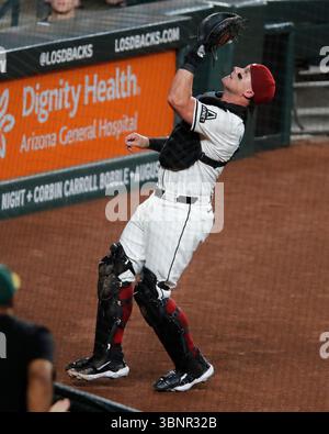 Arizona Diamondbacks catcher James McCann (8) against the San Francisco ...
