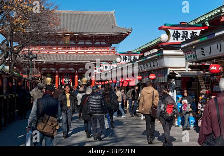 Nakamise dori shops leading to sensoji temple in tokyo, japan Stock ...