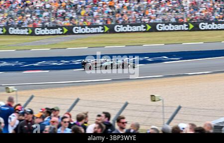 Silverstone, Northamptonshire, UK. 5th July 2025. Yuki Tsunoda, Red ...