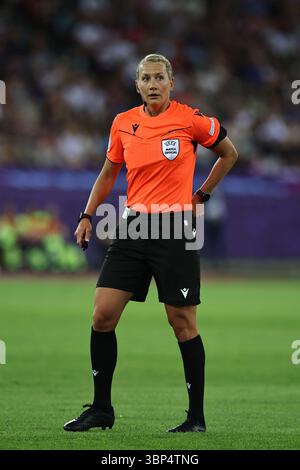 Referee Tess Olofsson during the UEFA Women's Euro 2025 quarter-final ...