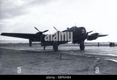 British Bomber Handley Page "Halifax," 1942 Stock Photo - Alamy