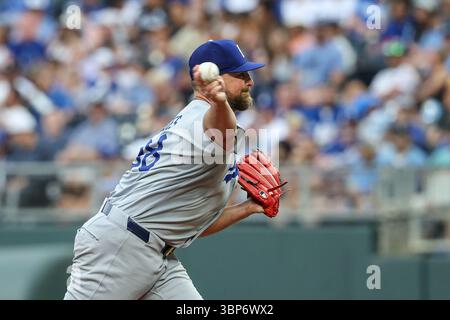 Los Angeles Dodgers' Kirby Yates looks on prior to a baseball game ...