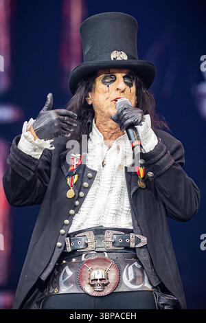 Hanover, Germany. 05th July, 2025. Klaus Meine (l) and Matthias Jabs ...