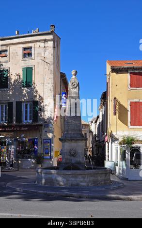The Trinity fountain in St Remy de Provence Stock Photo - Alamy