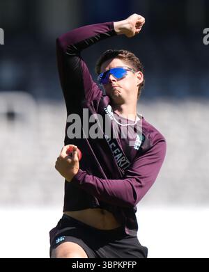 Jacob Bethell during an England Cricket team training session, at the ...