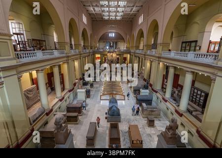 View of the exhibition rooms of the Egyptian Museum Cairo Stock Photo ...