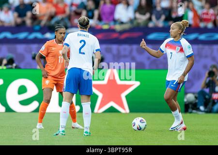Lauren James (England, 7) am Ball UEFA Women?s Euro 2025: Frankreich ...