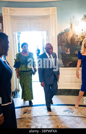 White House Chief of Protocol Monica Crowley greets German Ambassador ...
