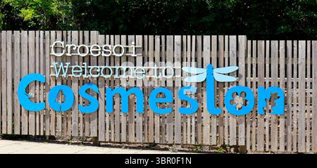 Signage for Welcome to Cosmeston Lakes and Country Park, Penarth ...