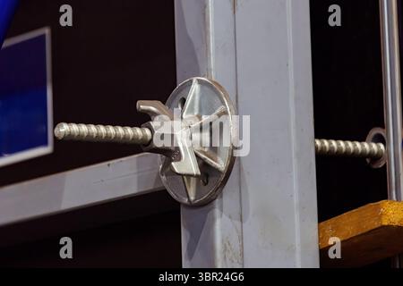 Connector with captive support plate Stock Photo - Alamy