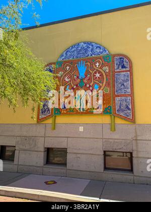 Local Artist painting of the tree of life and the native culture at the ...