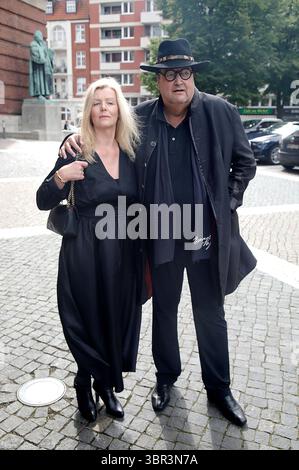 Andreas Ellermann mit Freundin Ilka bei der 40. Geburtstagsfeier von ...