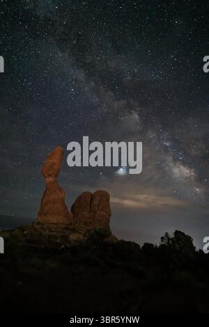 The Milky Way over an Entrada sandstone rock pillar in the Spires and ...