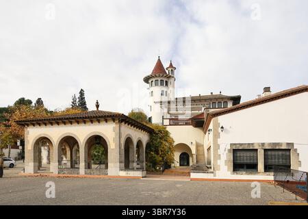 Wine Cellar Codorniu, residence of the owners Stock Photo - Alamy
