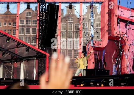 AMSTERDAM - Jan Smit during the summer edition of the Toppers in ...
